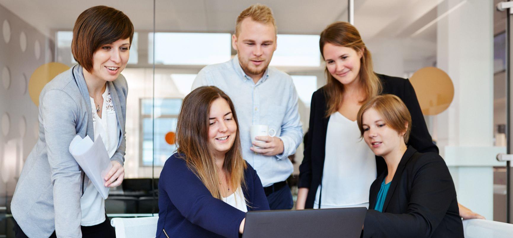 Customer Service Support Specialist m f d customer-service-support-specialist-m-f-d